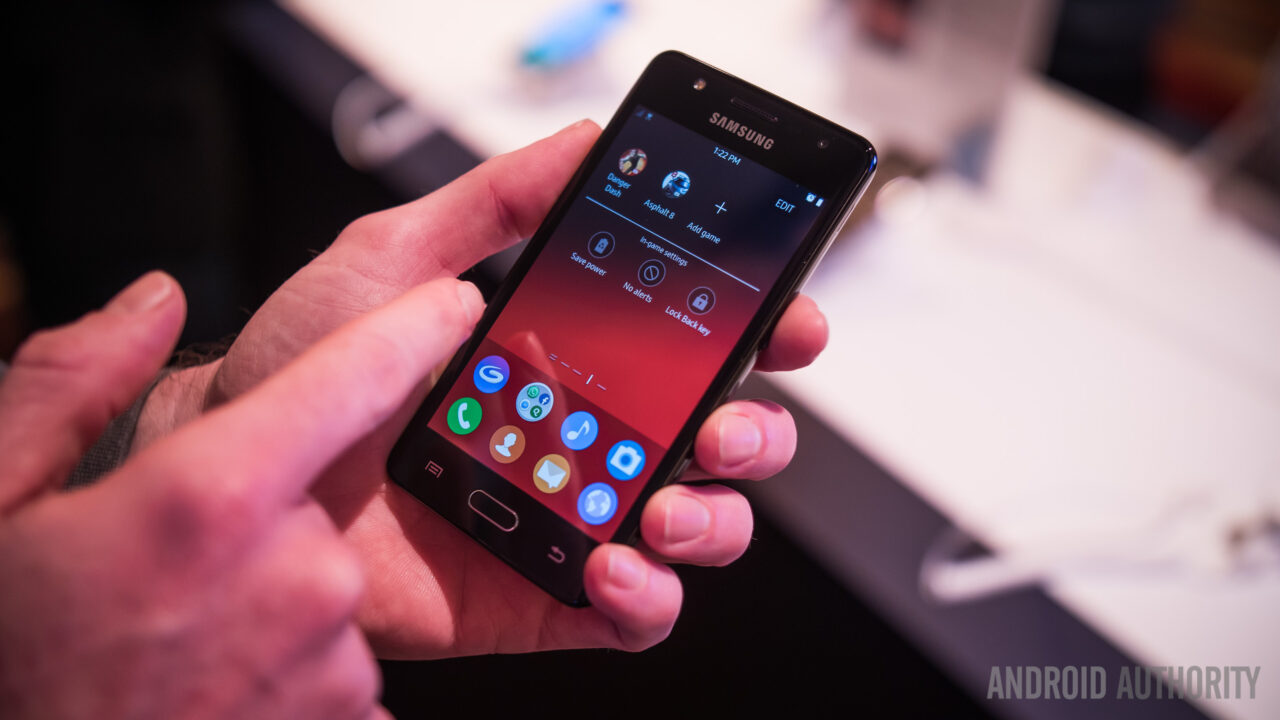 Quick impressions: Using Tizen on the Samsung Z4 - Android Authority