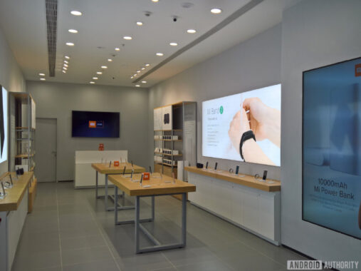 Xiaomi opens its first retail store - Mi Home - in India - Android ...
