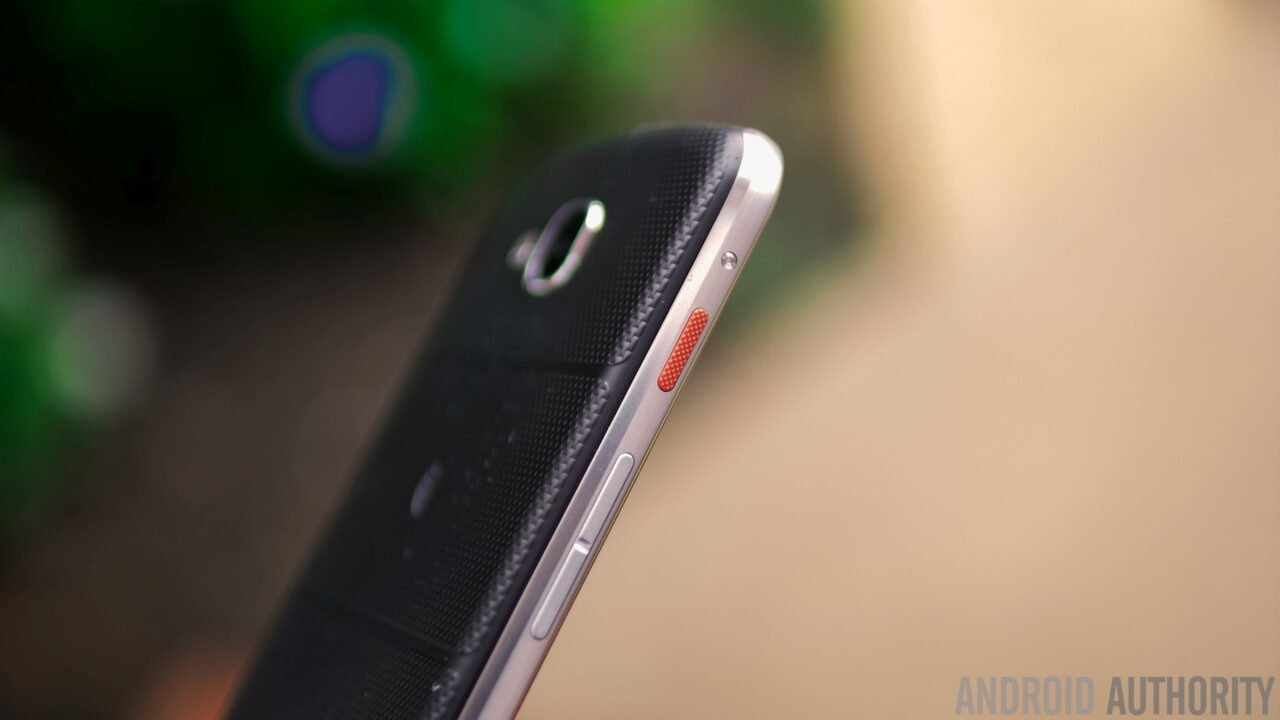 LG X Venture hands-on: the ruggedized mid-ranger for $330 - Android ...
