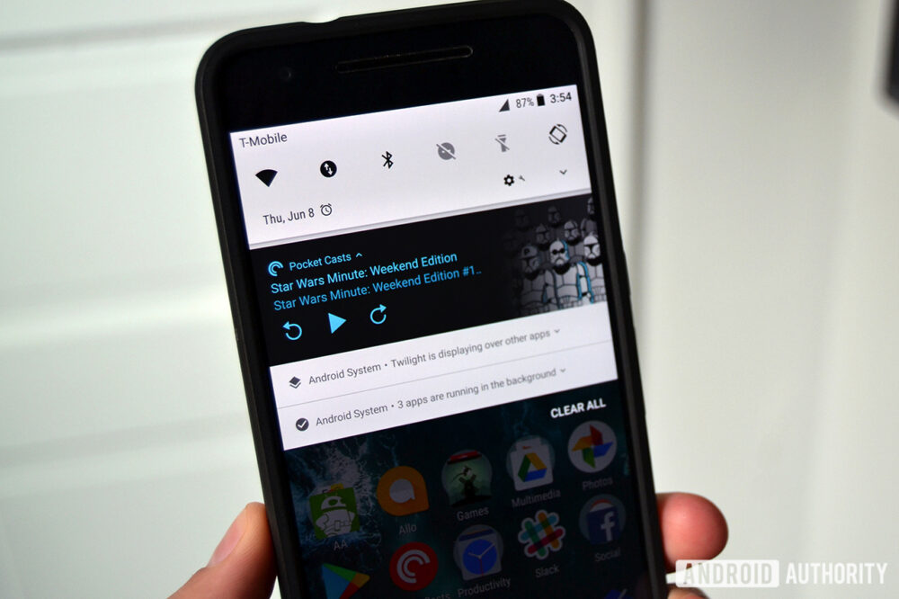 Media controls in notifications get a makeover [Diving into Android O]