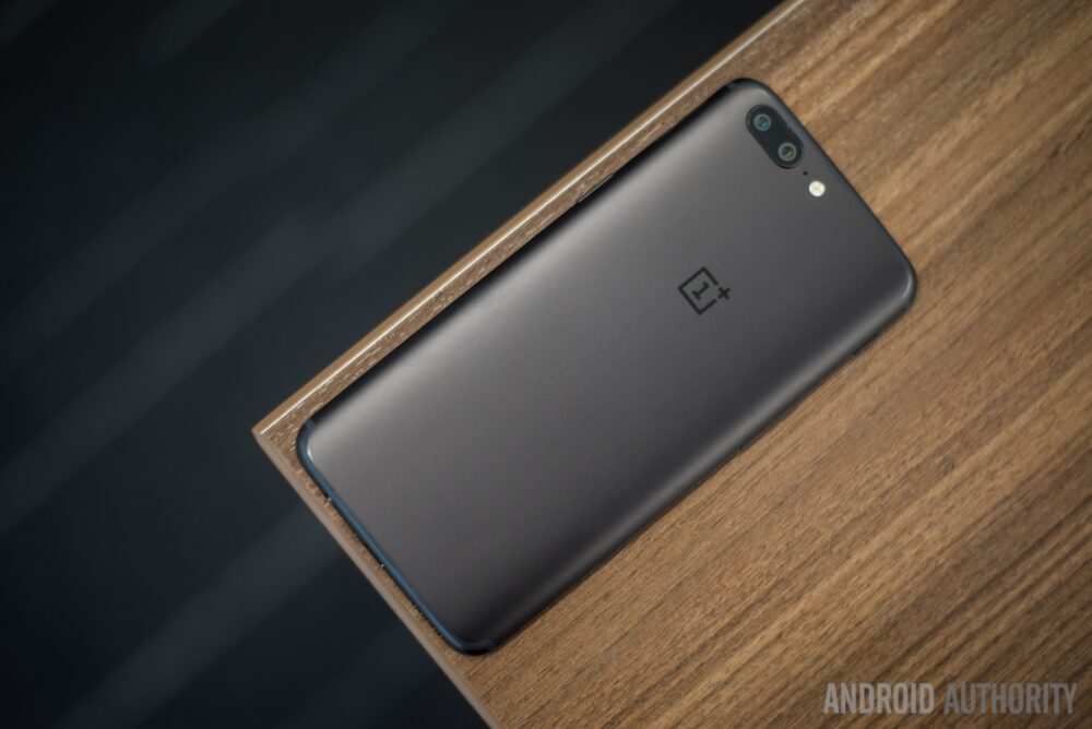 First 5 things you should do with the OnePlus 5 - Android Authority