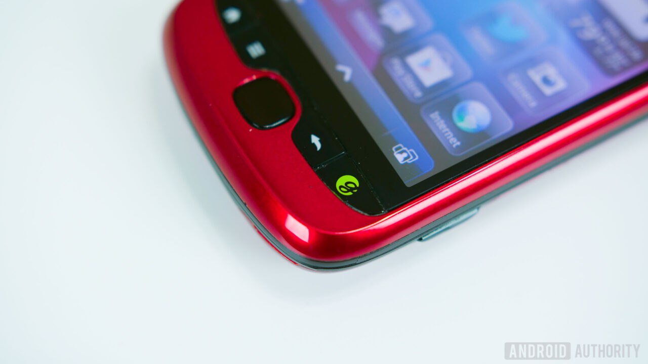 Using the first Android smartphone I owned in 2017 - Android Authority