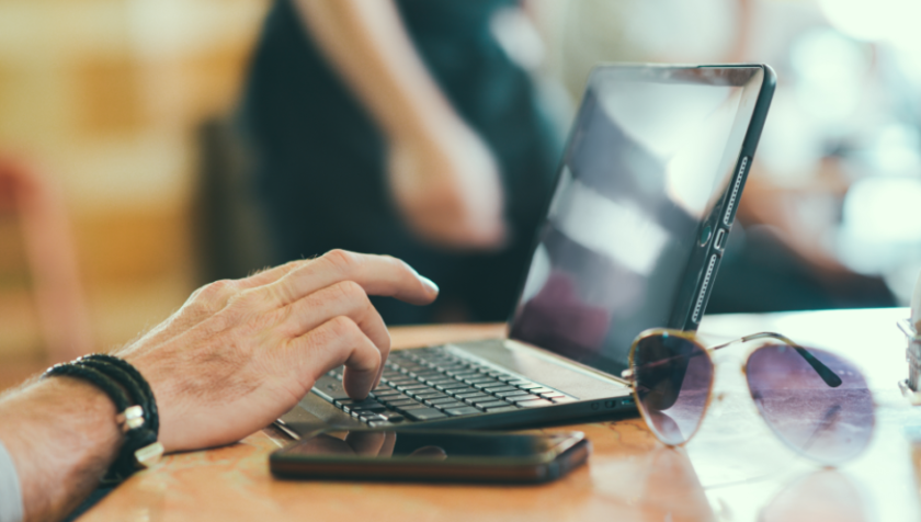 How to find online writing jobs as a copywriter - Android Authority