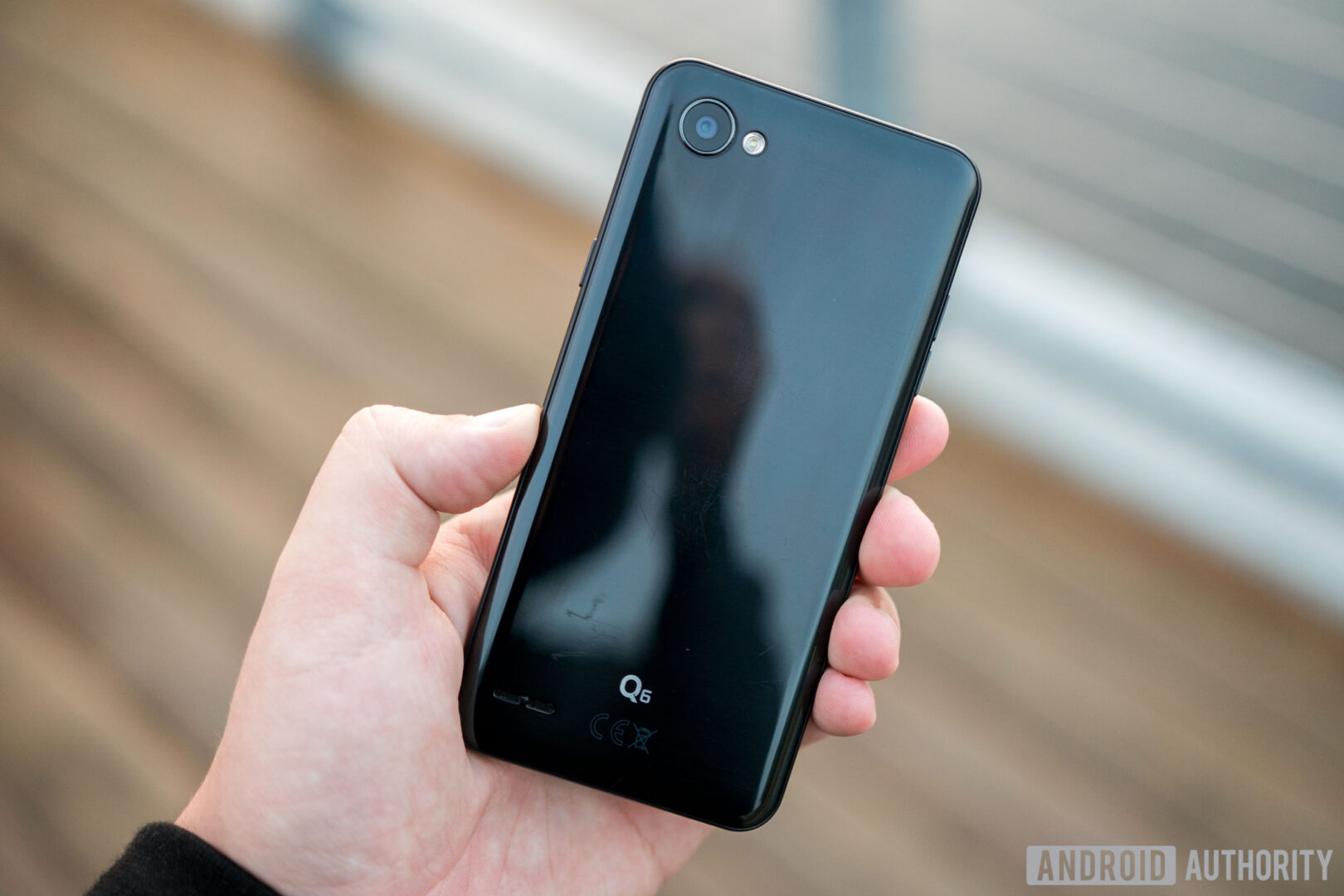 LG Q6 review - budget beauty - Android Authority