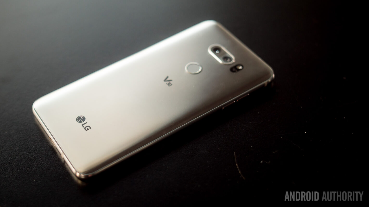 LG’s phone business is still losing money