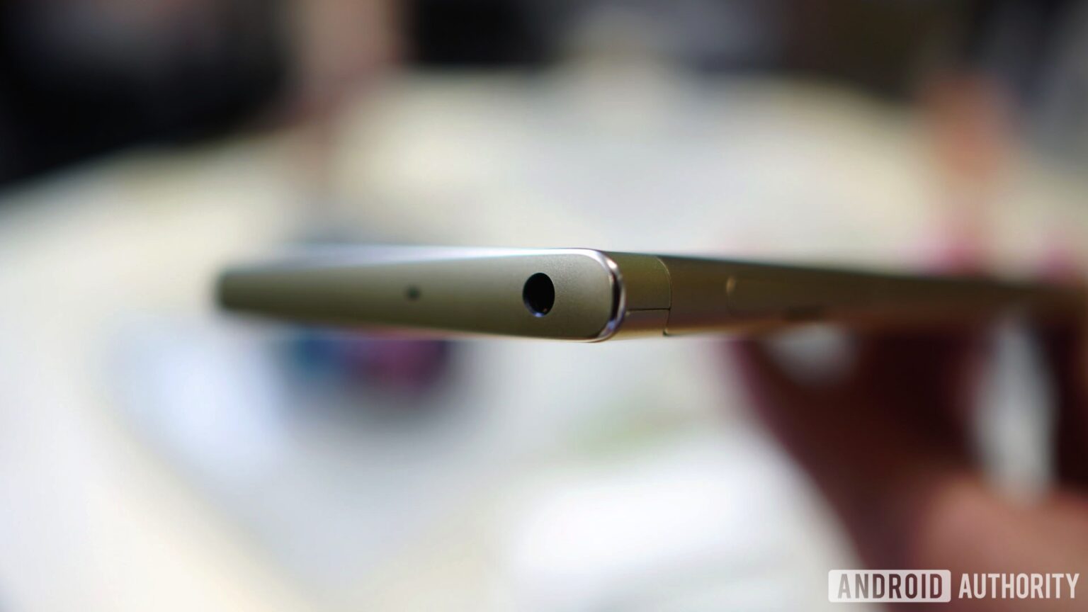 Sony Xperia XA1 Plus hands on - Android Authority