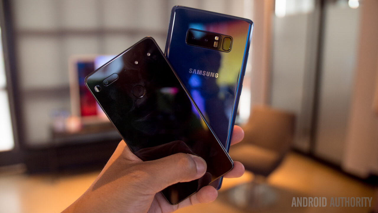 Essential Phone review: Maximum hardware, minimum software - Android ...