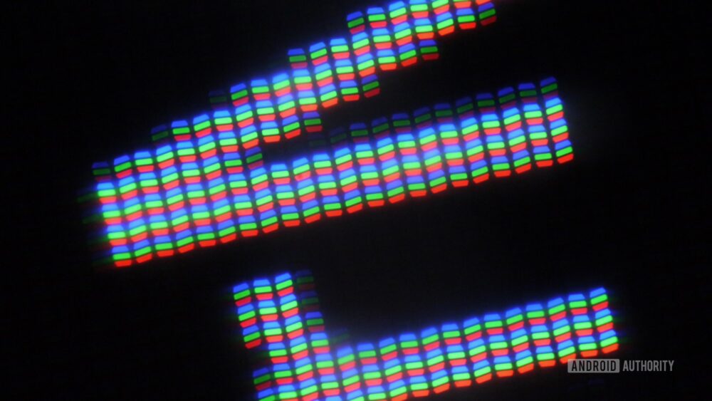 AMOLED vs LCD vs Retina vs Infinity Display - Android Authority