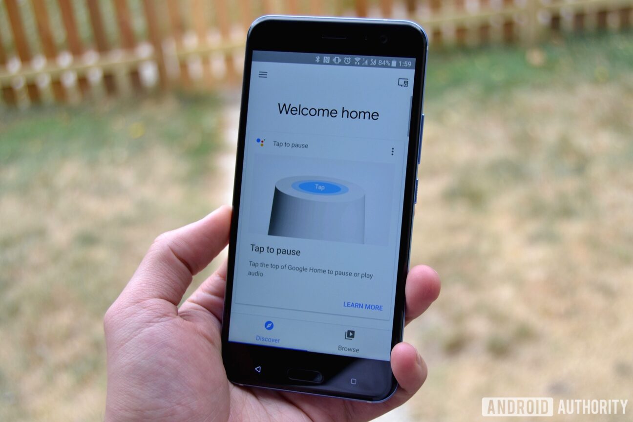 Google Home app gets updated with a new interface and Night Mode