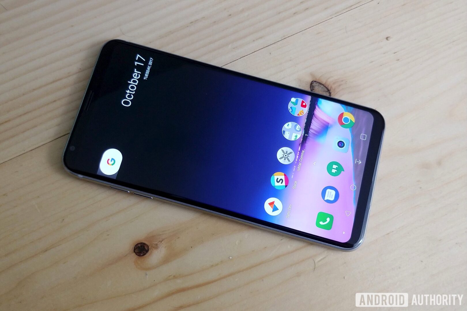 Lawnchair launcher hits the Play Store and brings a Pixel-like experience