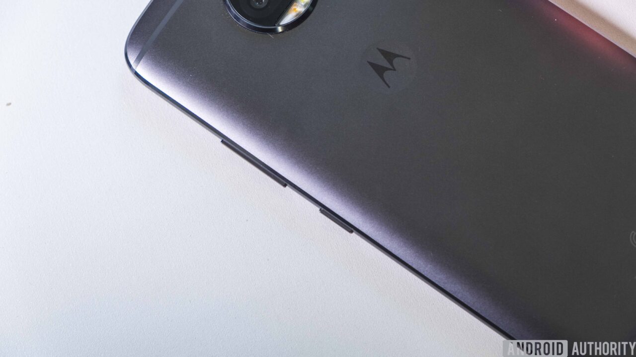 Moto G5S Plus review: this is a budget phone? - Android Authority