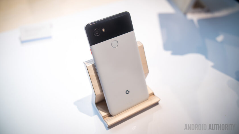 Is the Google Pixel 2's screen-to-body ratio a big deal?