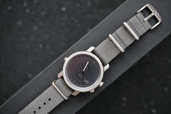 LunaR is a solar-powered smartwatch with plenty of features and an ...