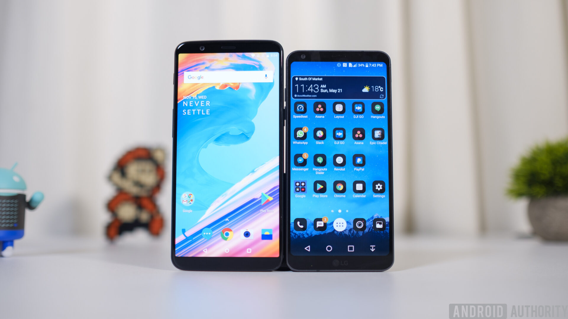 Do bezels still have a place on our smartphones? - Android Authority