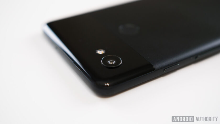 Has HUAWEI unleashed a triple camera trend?