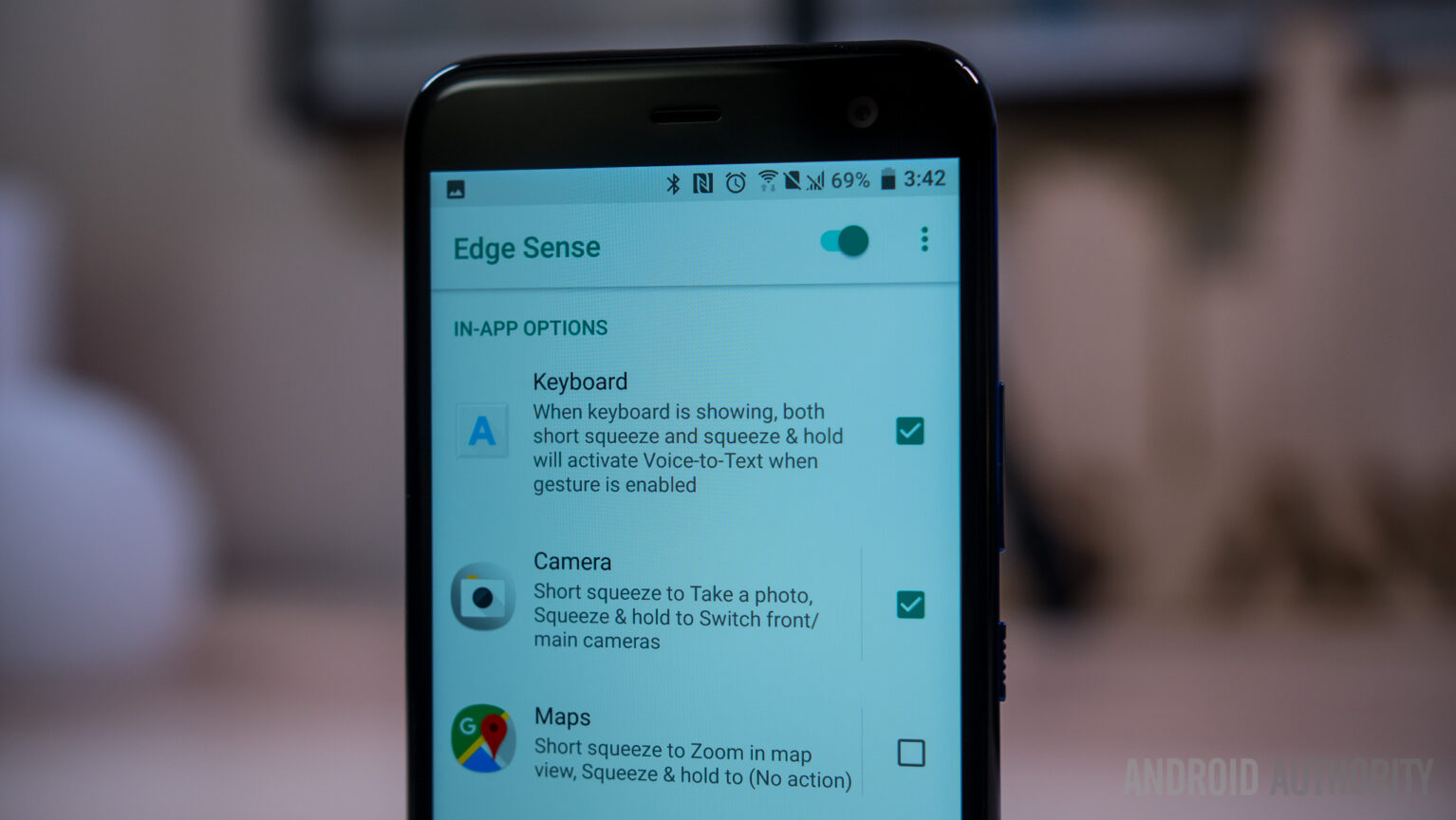HTC U11 Life (with HTCSense) review