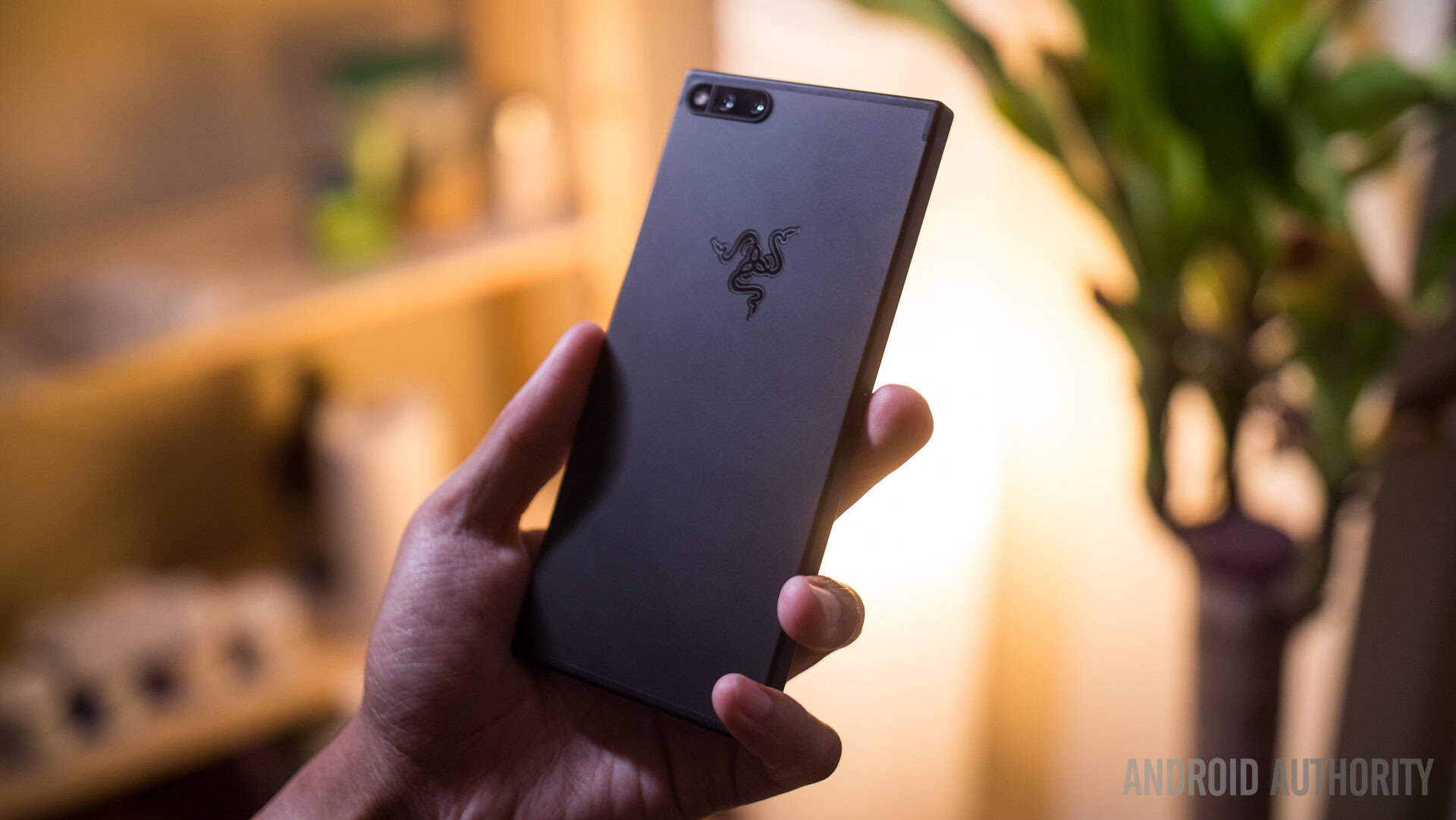 Deal: Razer Phone is $100 off with this promo code - Android Authority