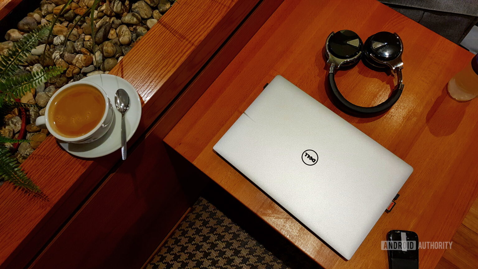 Android Studio Hello World: How to create your first ever app project