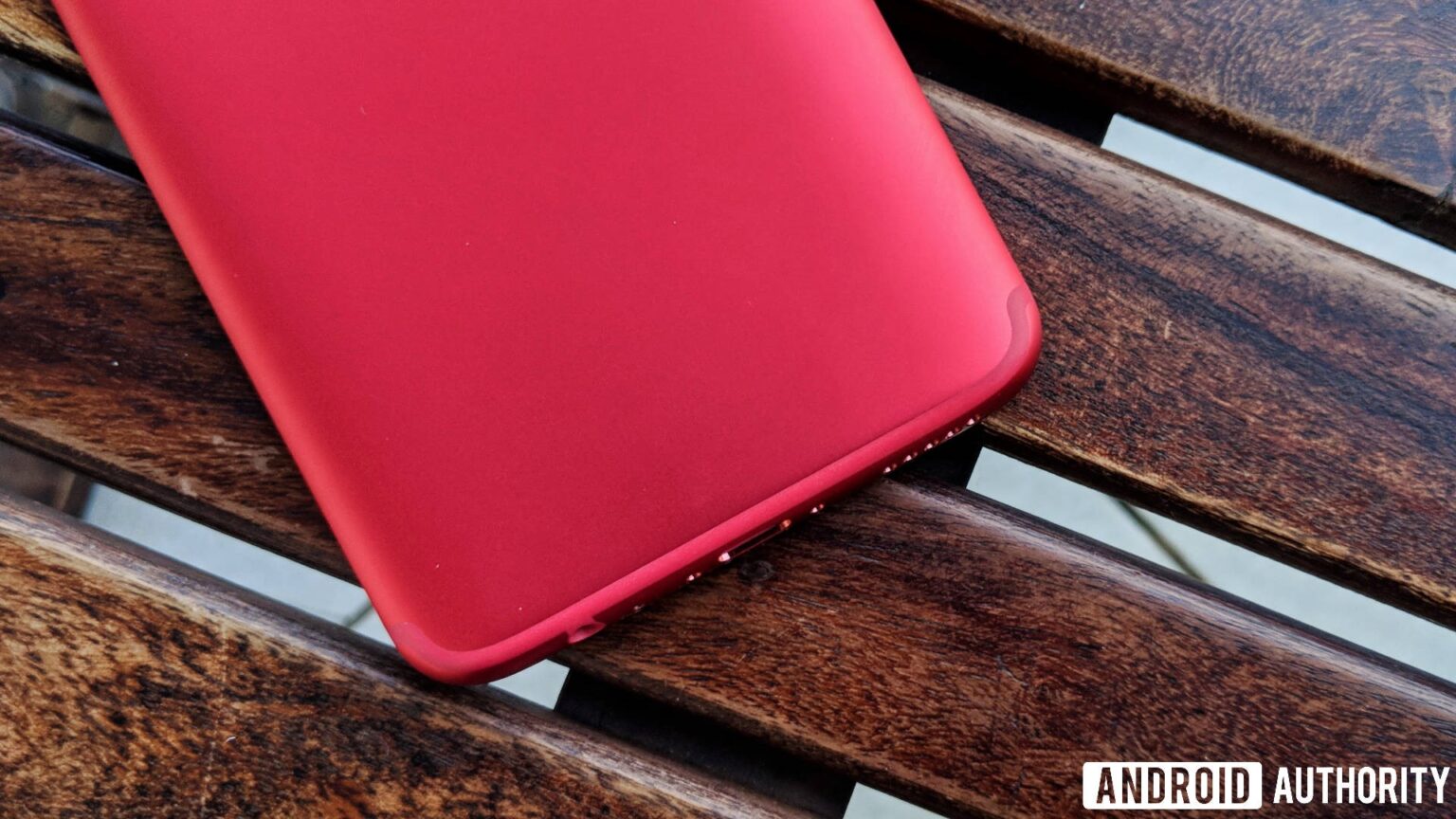 OnePlus 5T Lava Red Edition comes to North America and Europe (Update ...