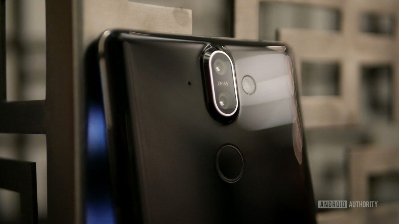 Android P Brings Multi-Camera Support for Devs - Expect Creative Camera ...