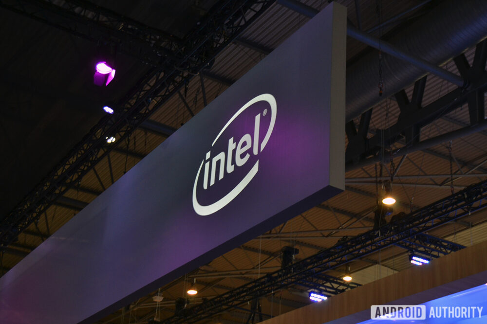 Intel hires Tesla and Apple veteran for major chip position