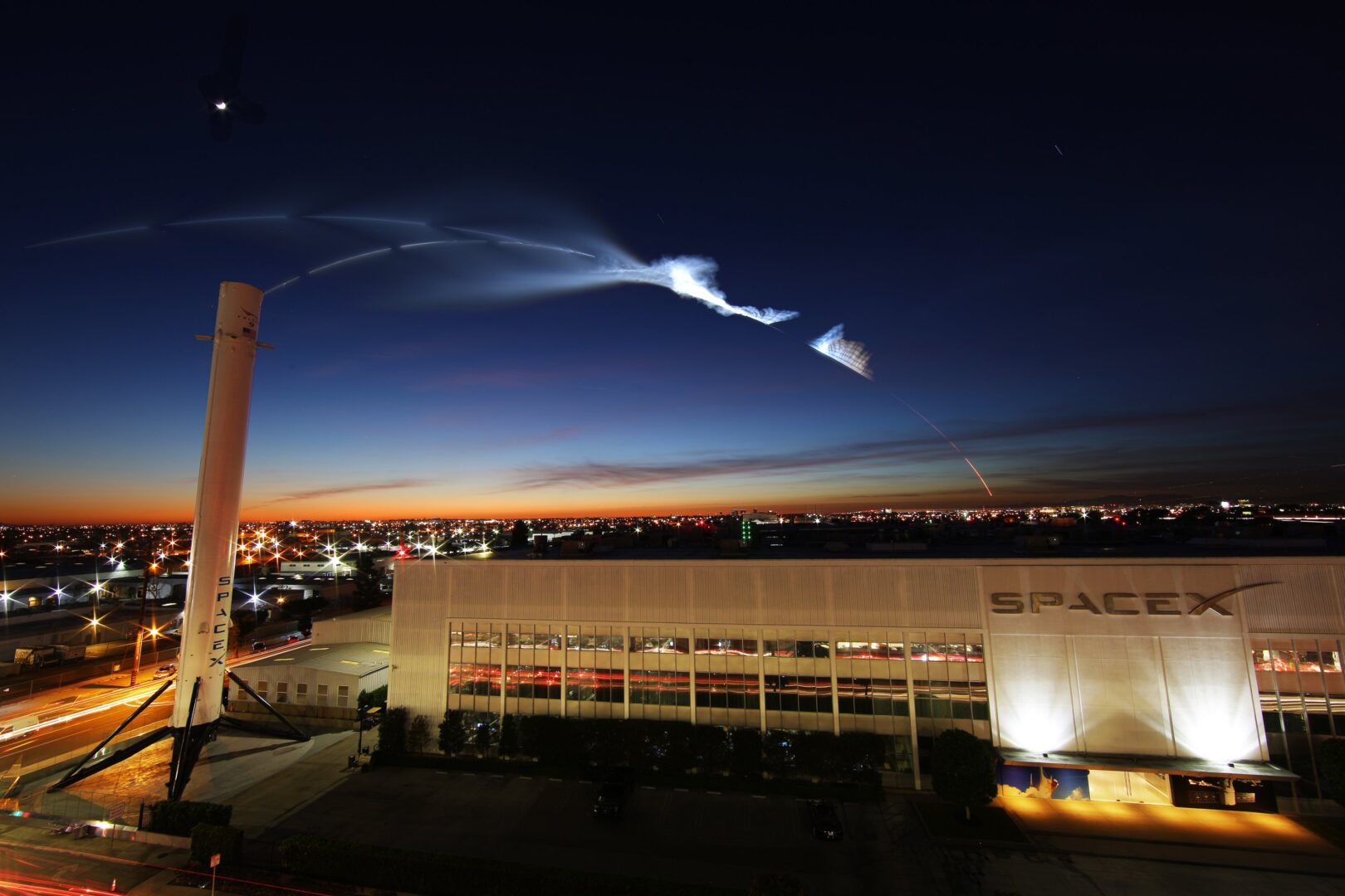SpaceX fans, here are 30 hi-res wallpapers for your phone or PC ...