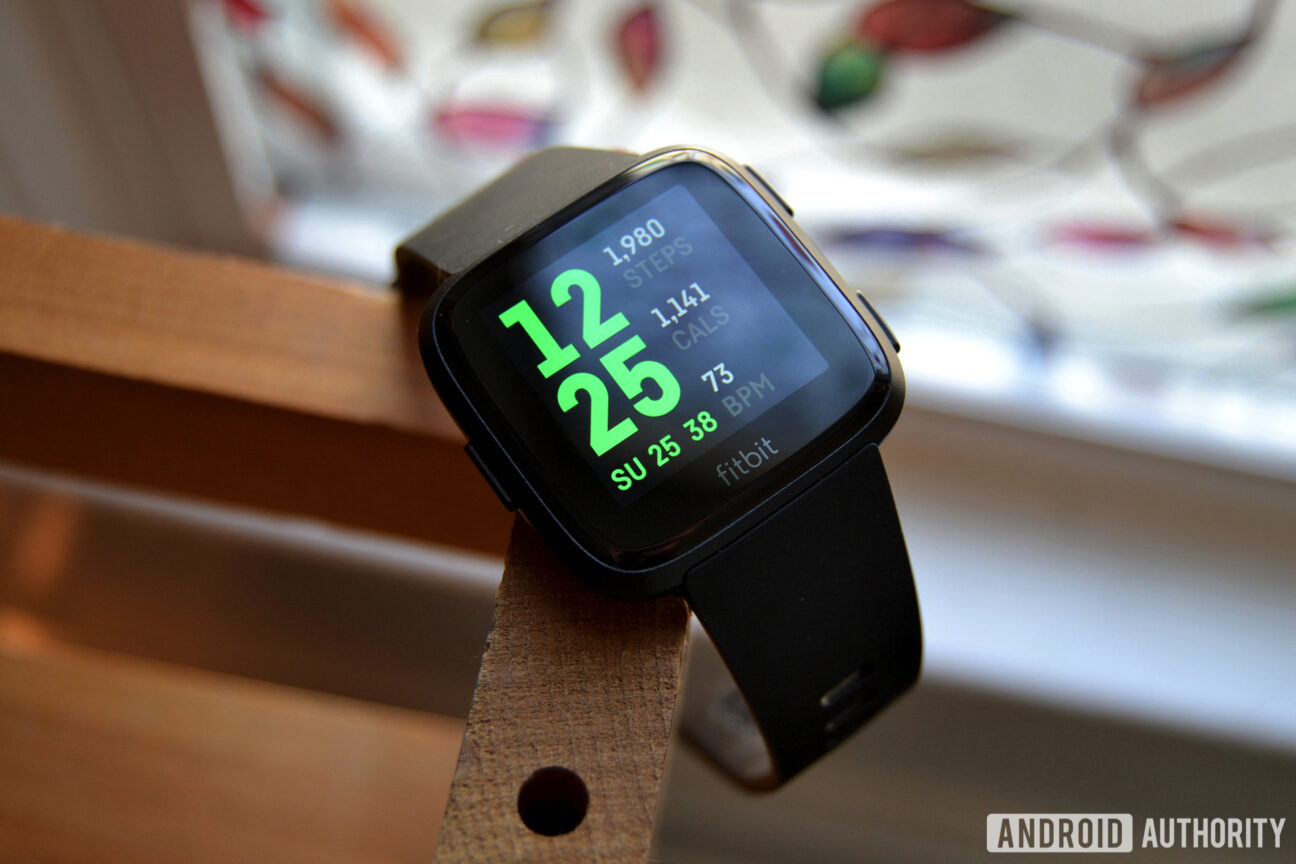 Fitbit Versa: Is this a good smartwatch for ex-Pebble users?