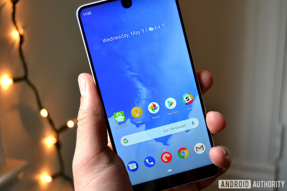 2019 flagship phones: These are the features we'd like to see
