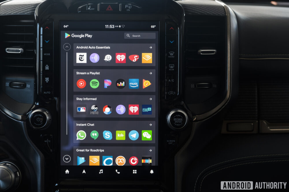 Android Auto found to be less distracting than in-built infotainment ...