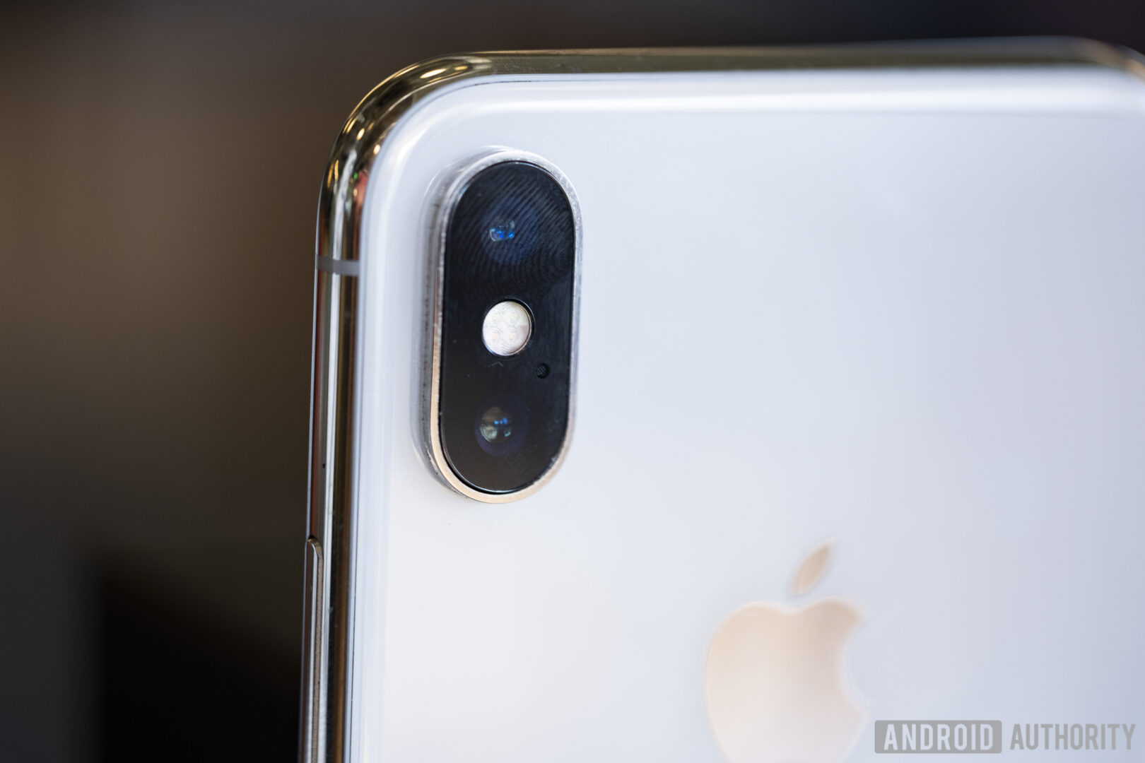 OnePlus 6 vs Apple iPhone X: can David take on Goliath?