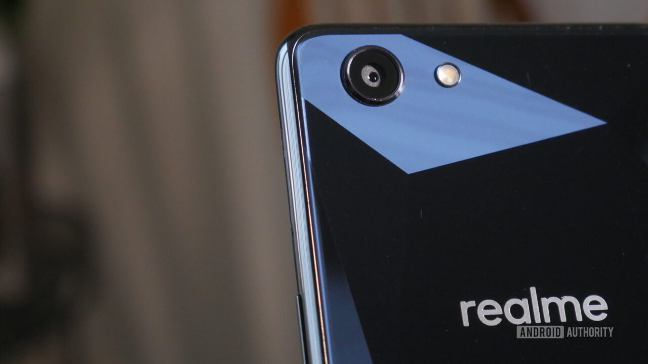 OPPO realme 1 review: Pretty good, really cheap!