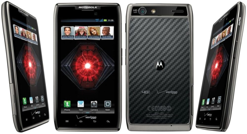 Taking a look at the Motorola Razr V3 on its 14-year anniversary