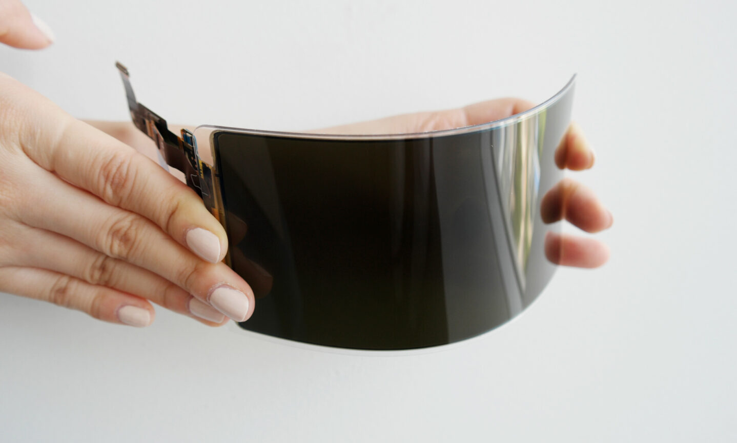 'Unbreakable' Samsung panel hints at move away from Gorilla Glass