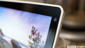 Google made smart display could be available by Christmas