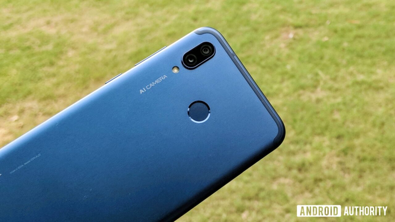 HONOR Play review: Flagship specs on a budget (video added!) - Android ...