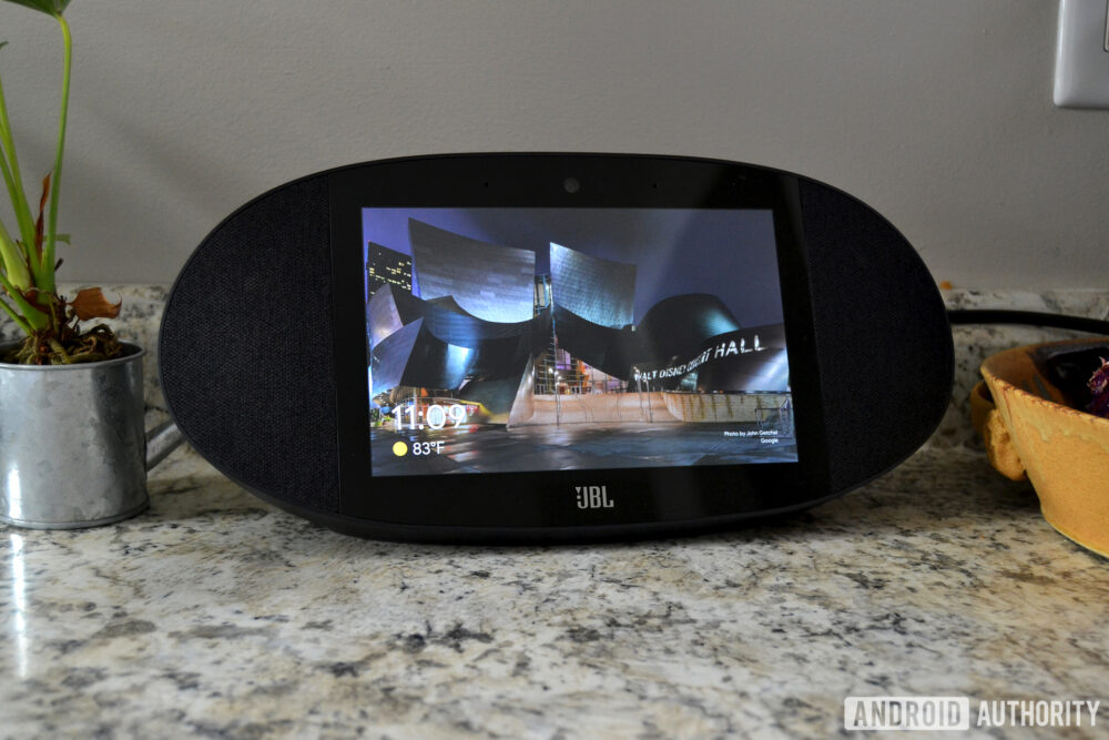 JBL Link View review: Speaker first, display second - Android Authority
