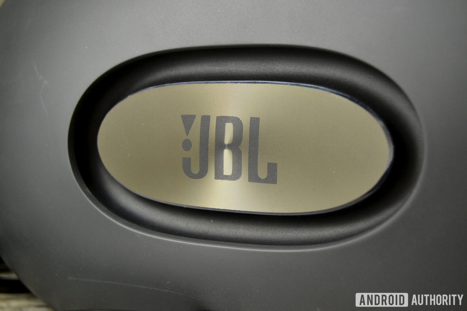 JBL Link View review: Speaker first, display second - Android Authority