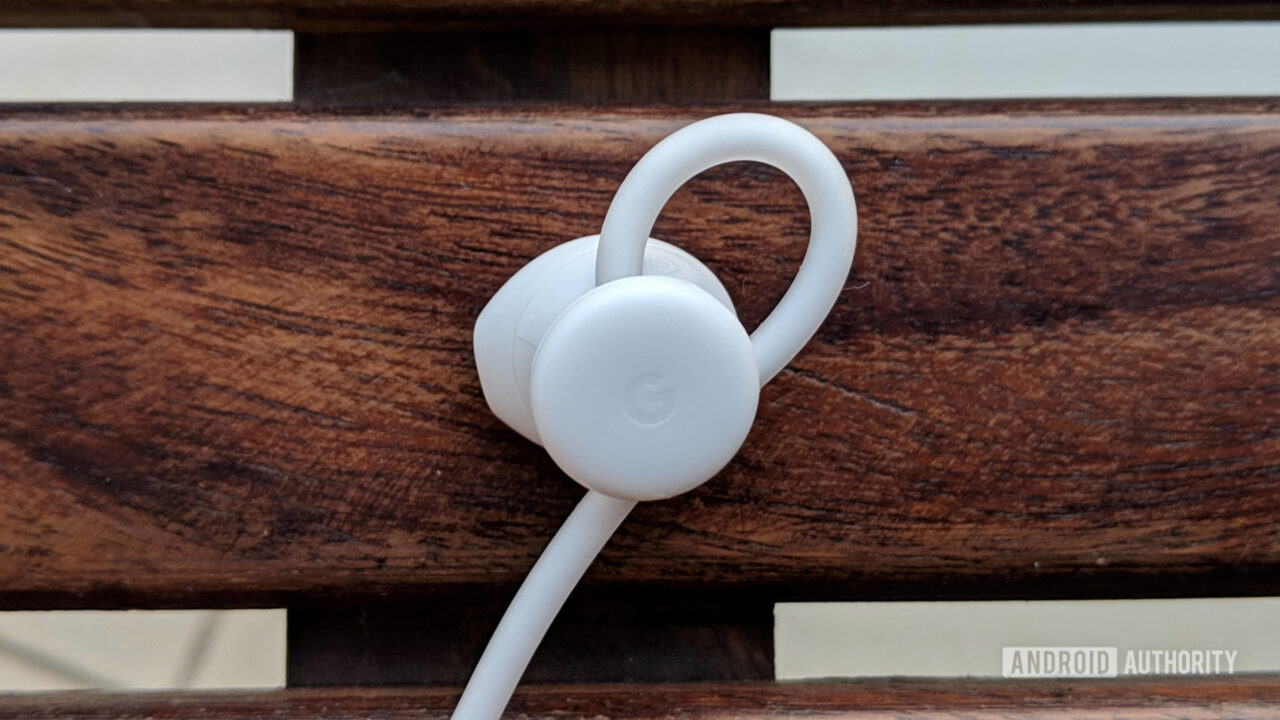 Here’s a first look at Pixel USB-C earbuds that come bundled with the ...