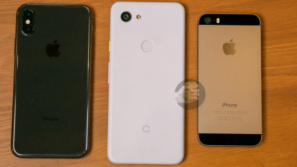 Here is the Pixel 3 'Lite' photographed next to other smartphones