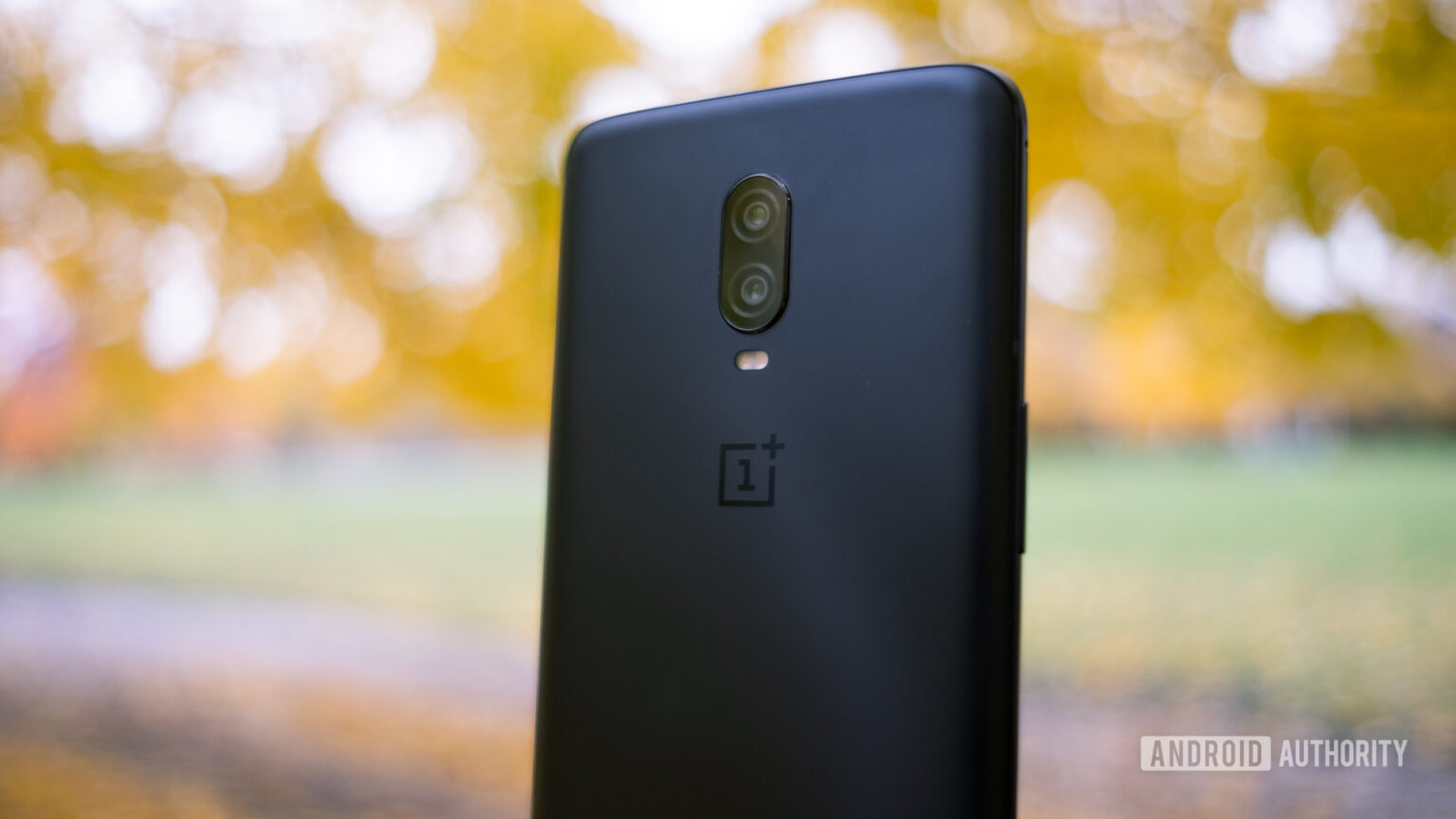 OnePlus shutters device seeding program for custom ROM developers