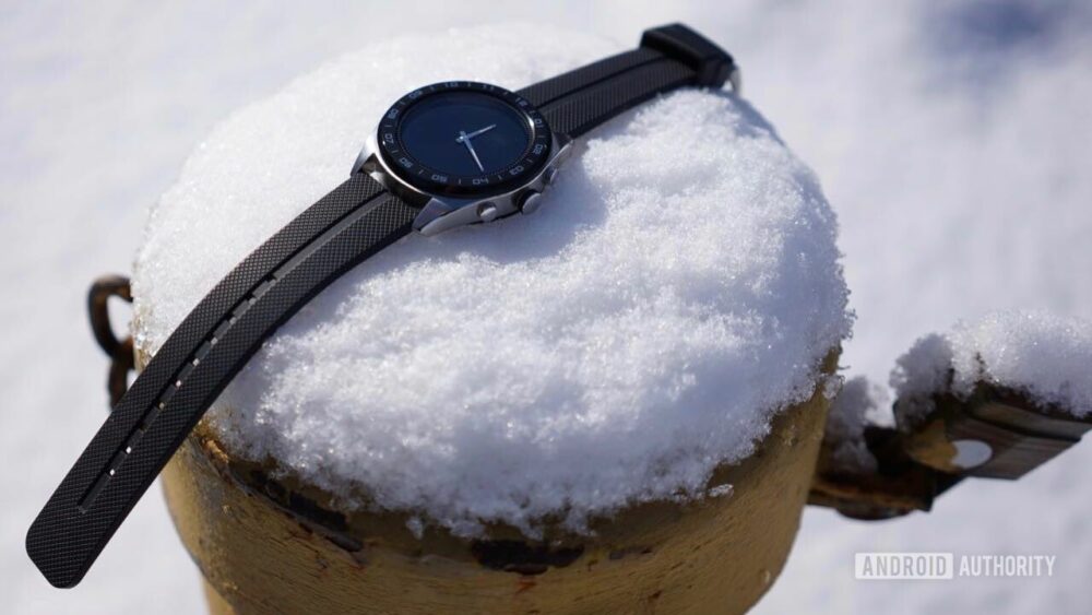 LG Watch W7 review: A smartwatch that can't get out of its own way