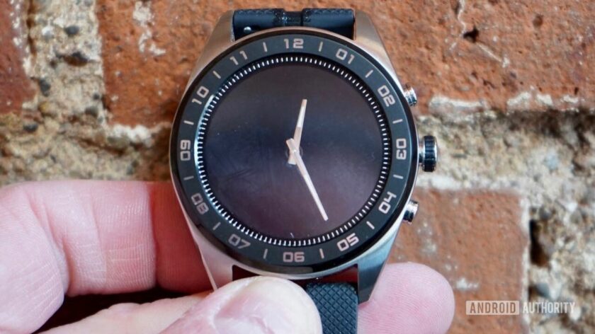 LG Watch W7 review: A smartwatch that can't get out of its own way