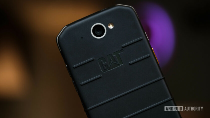 Hands-on with the Cat S48c rugged phone, available now on Verizon ...