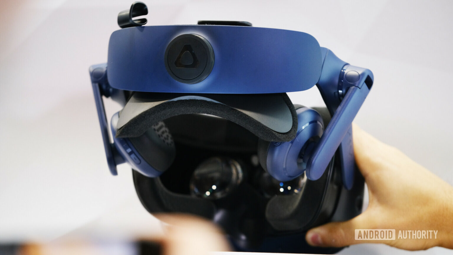 HTC Vive Pro Eye wants you to use your eyes to navigate the VR world
