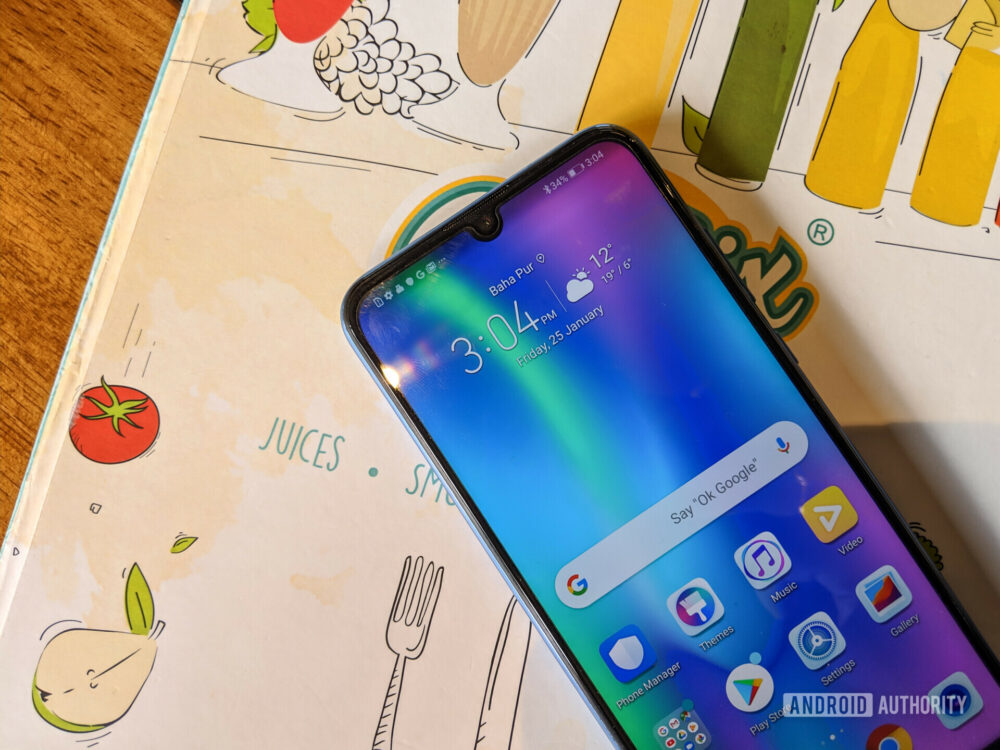 HONOR 10 Lite Review: A budget performer with stunning looks