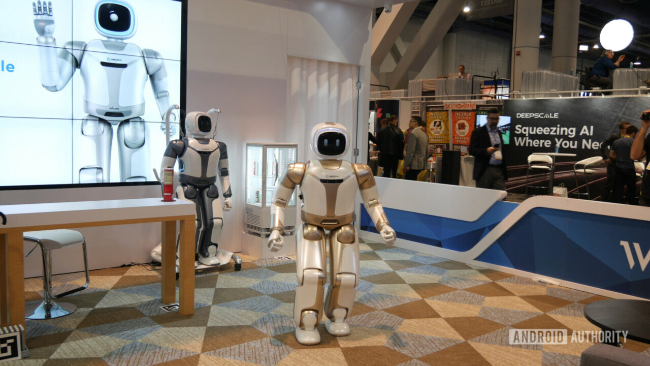 The robots of CES 2019 - Android Authority