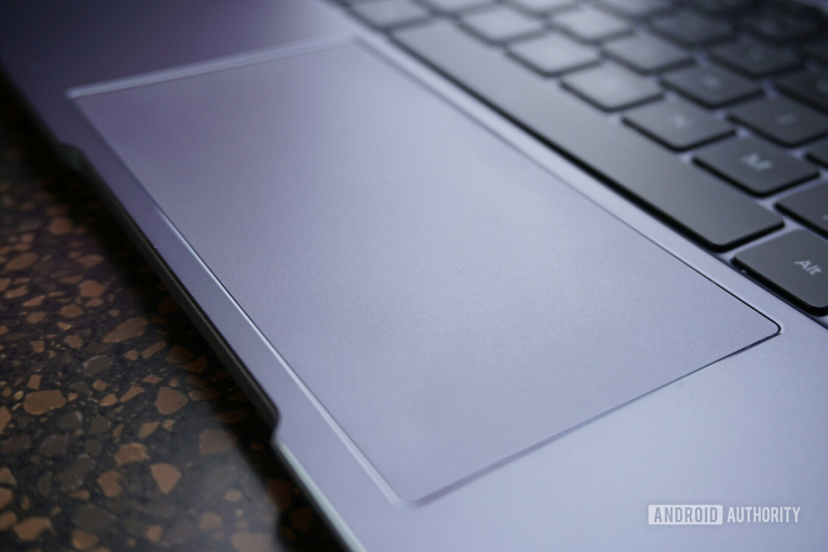 HUAWEI MateBook 13 Review: A beautiful laptop targeting the MacBook Air