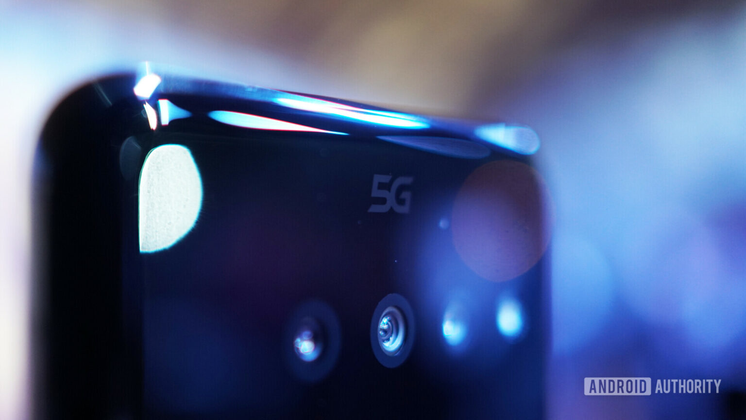 LG V50 ThinQ hands-on: The pros and cons of 5G