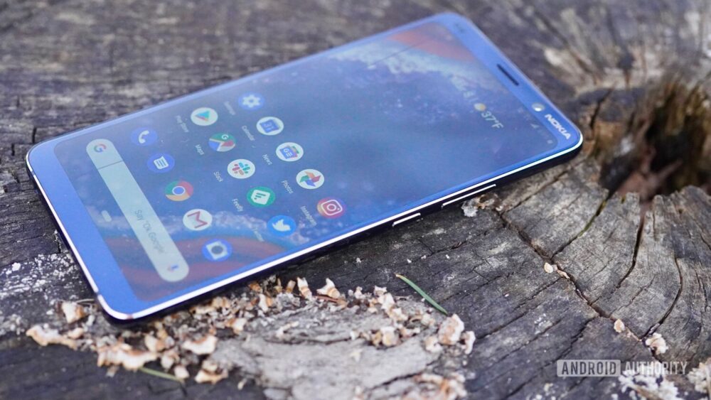 Nokia 9 PureView review: Updates helped performance, but not enough