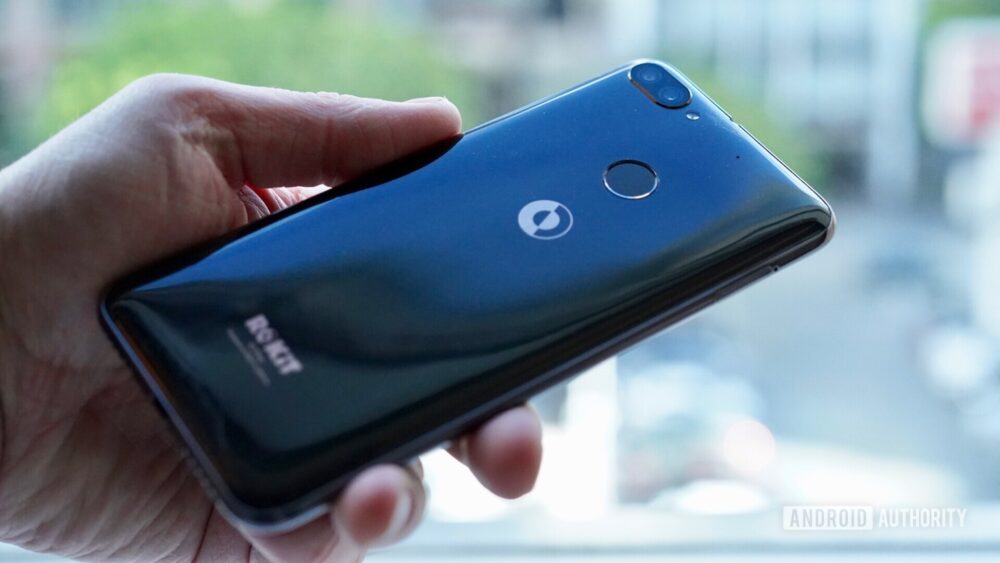 Rokit launches 3D phones in US with healthcare services bundle